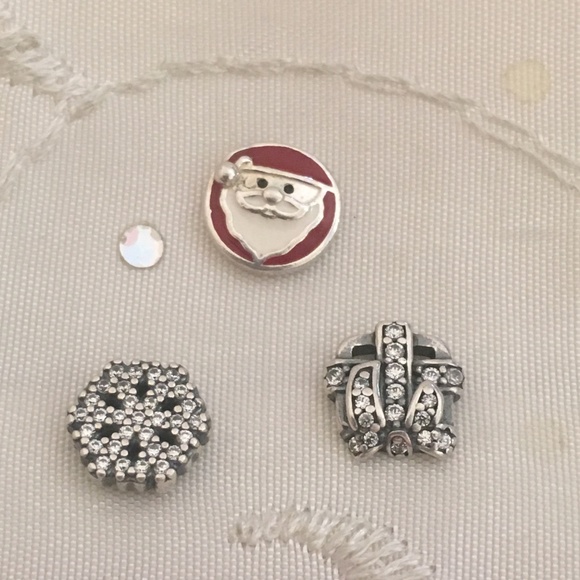 Pandora | Jewelry | Pandora Sparkling Snowflake Petite Charm | Poshmark